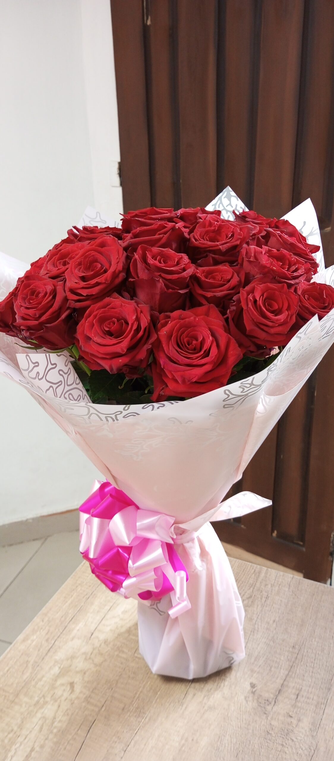 Red roses – Flowerexpression