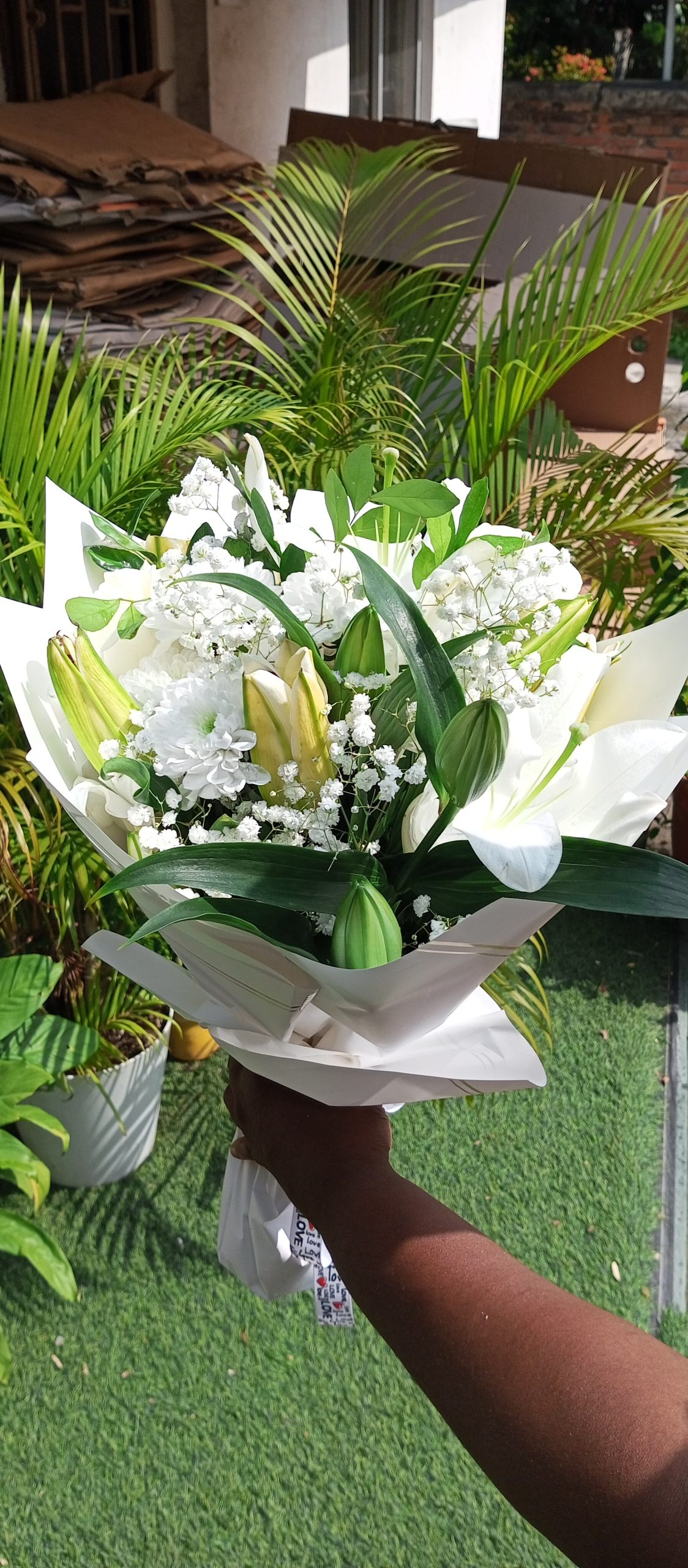 Fresh flowers bouquet – Flowerexpression
