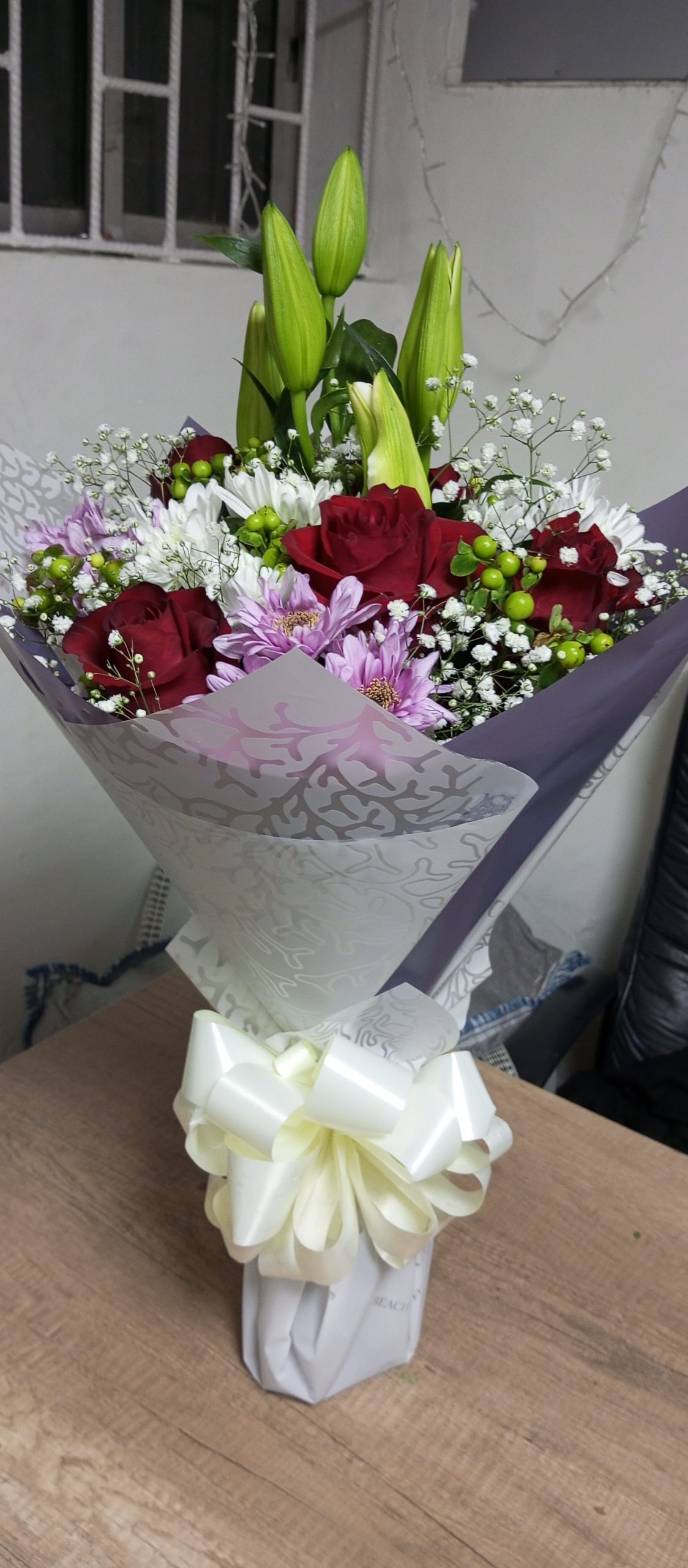Fresh flowers bouquet – Flowerexpression