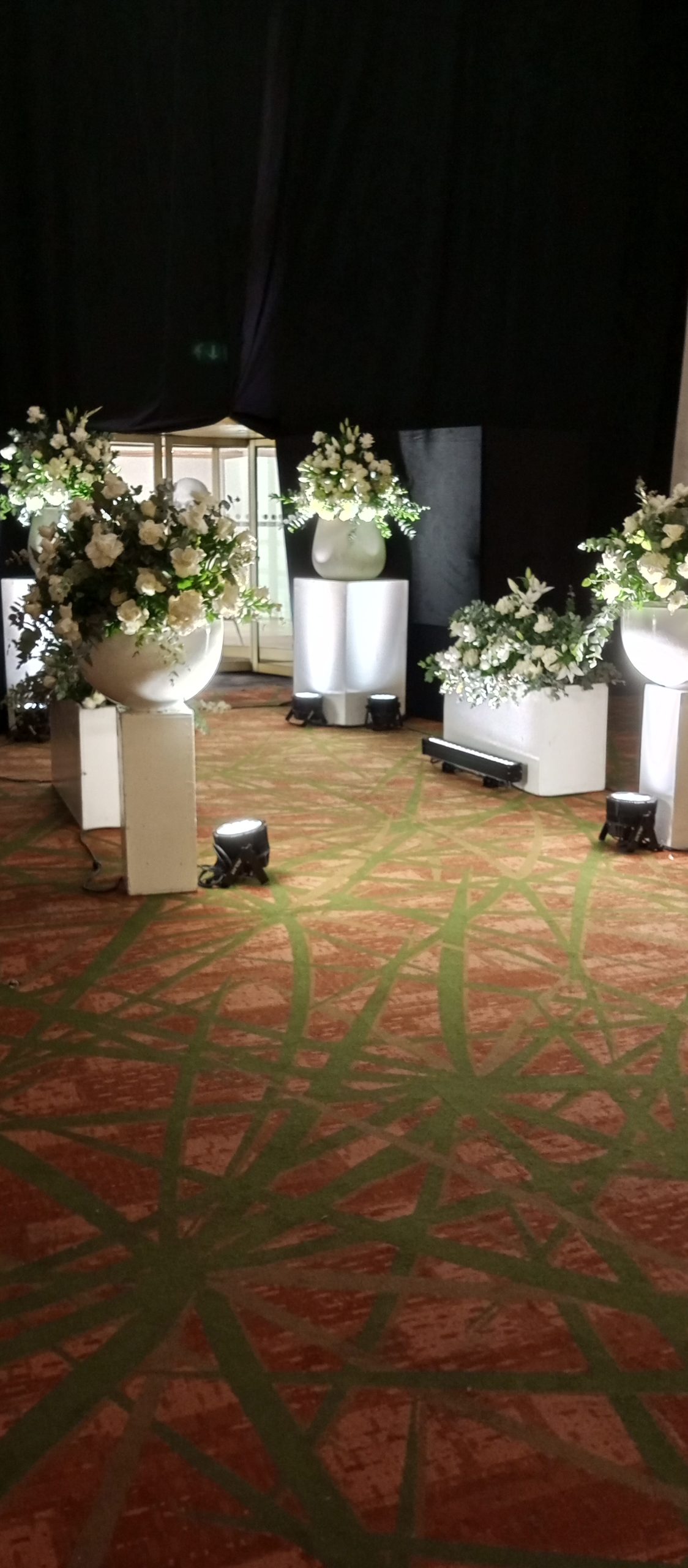 Easter flower arrangements – Flowerexpression